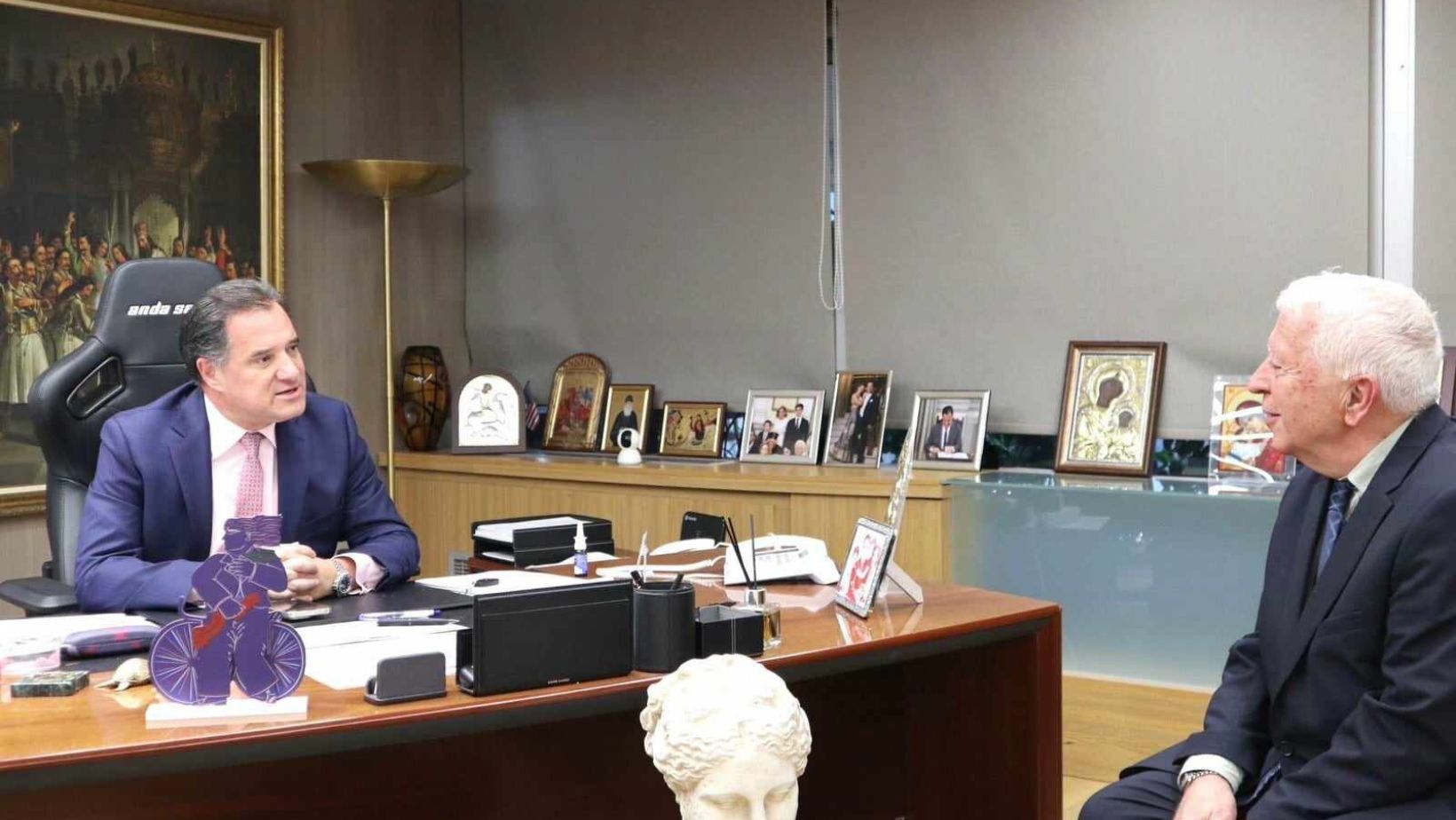 Συνάντηση Περιφερειάρχη Κων/νου Μουτζούρη με τον Υπουργό Εργασίας ...
